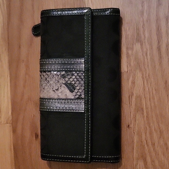 Coach | Bags | Coach Python Jacquard Signature C Trifold Wallet With ...